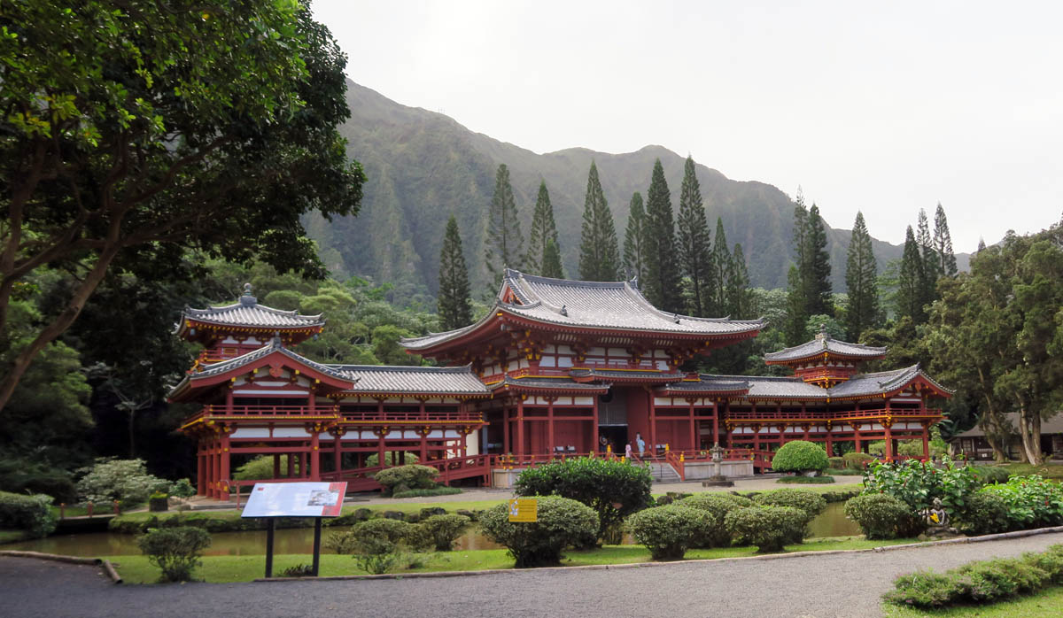 Valley Of The Temples Oahu Hawaii